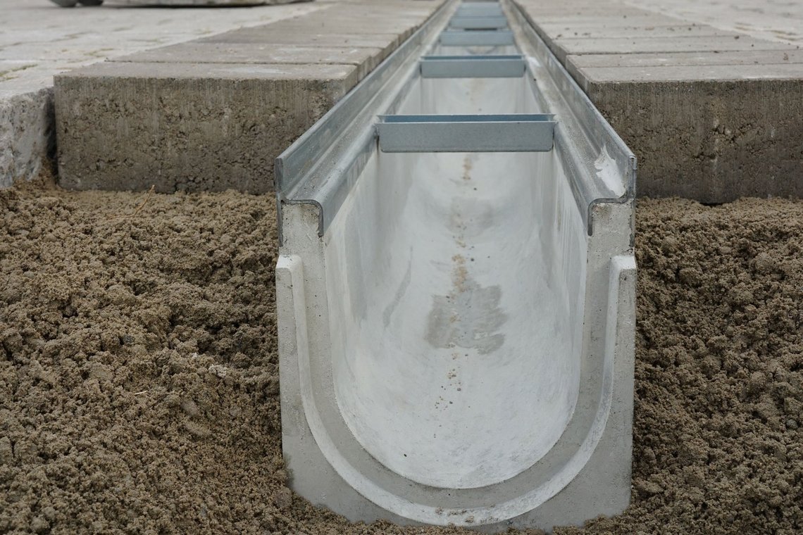 Betonrinne „Fortis“ LKW befahrbare Schwerlastentwässerung