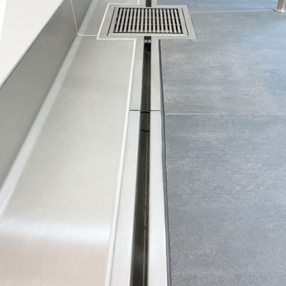 Schlitzrinne für Duschen „Lamina Indoor“ von Richard Brink kaufen