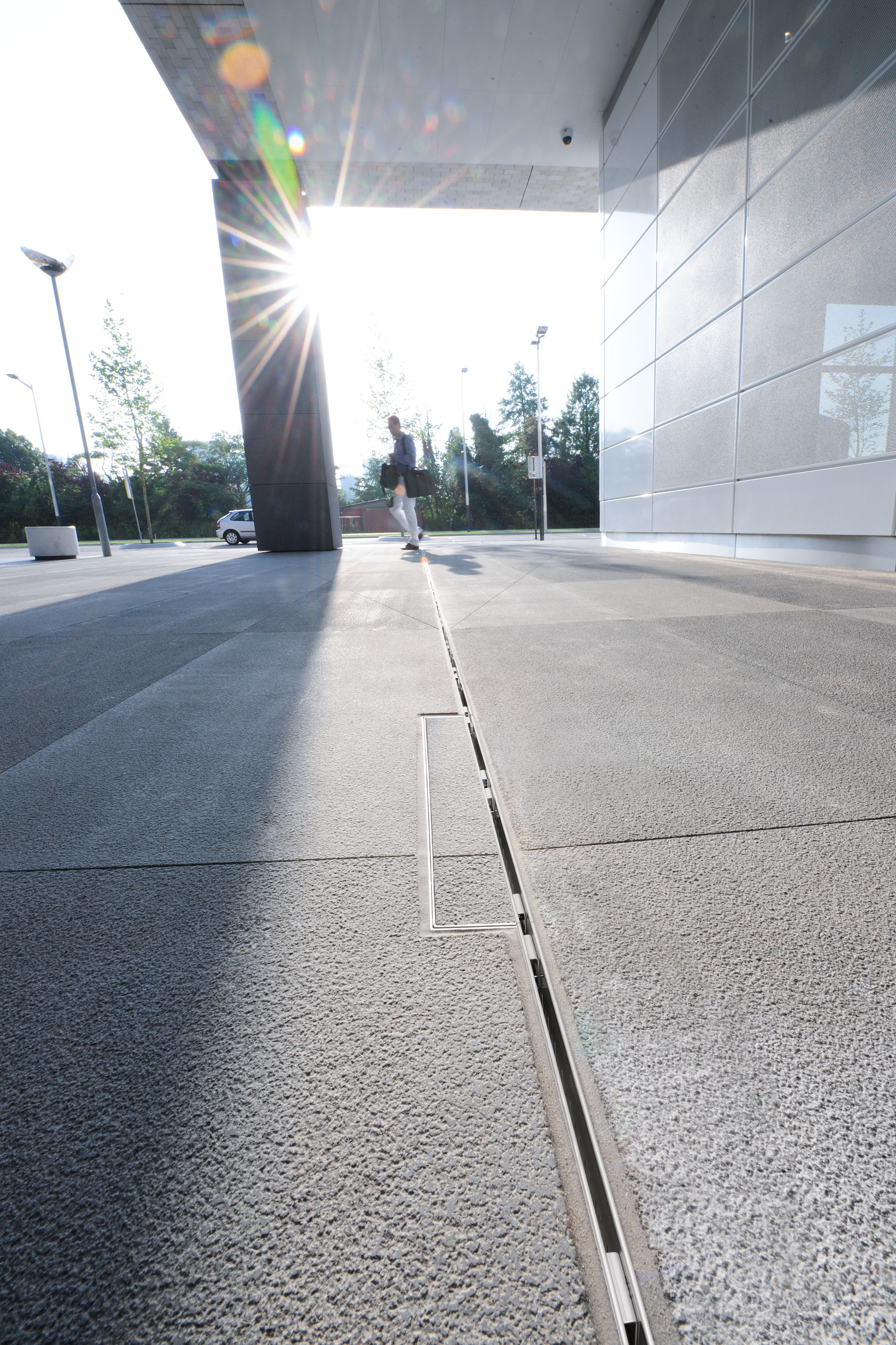 Schlitzrinne Lamina höhenverstellbar | Richard Brink