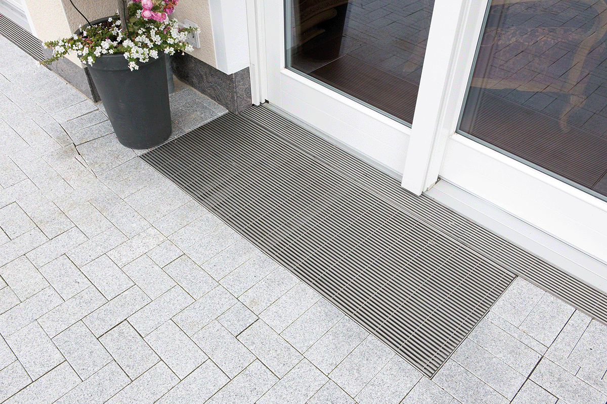 Grilles de soupirail – grand choix de modèles fabriqués sur mesure